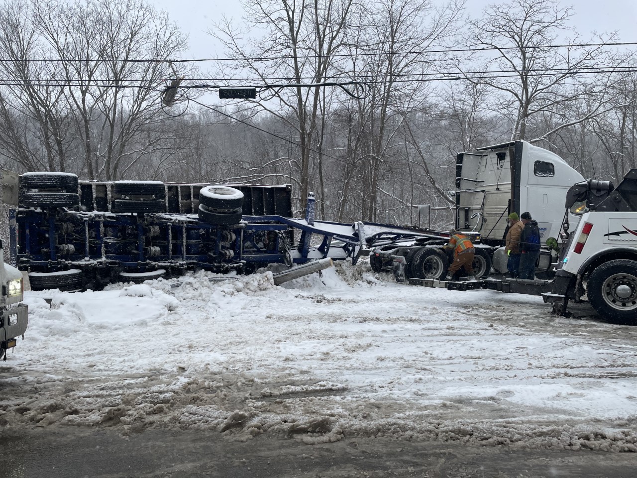 Several mishaps reported as snow arrives | News, Sports, Jobs ...